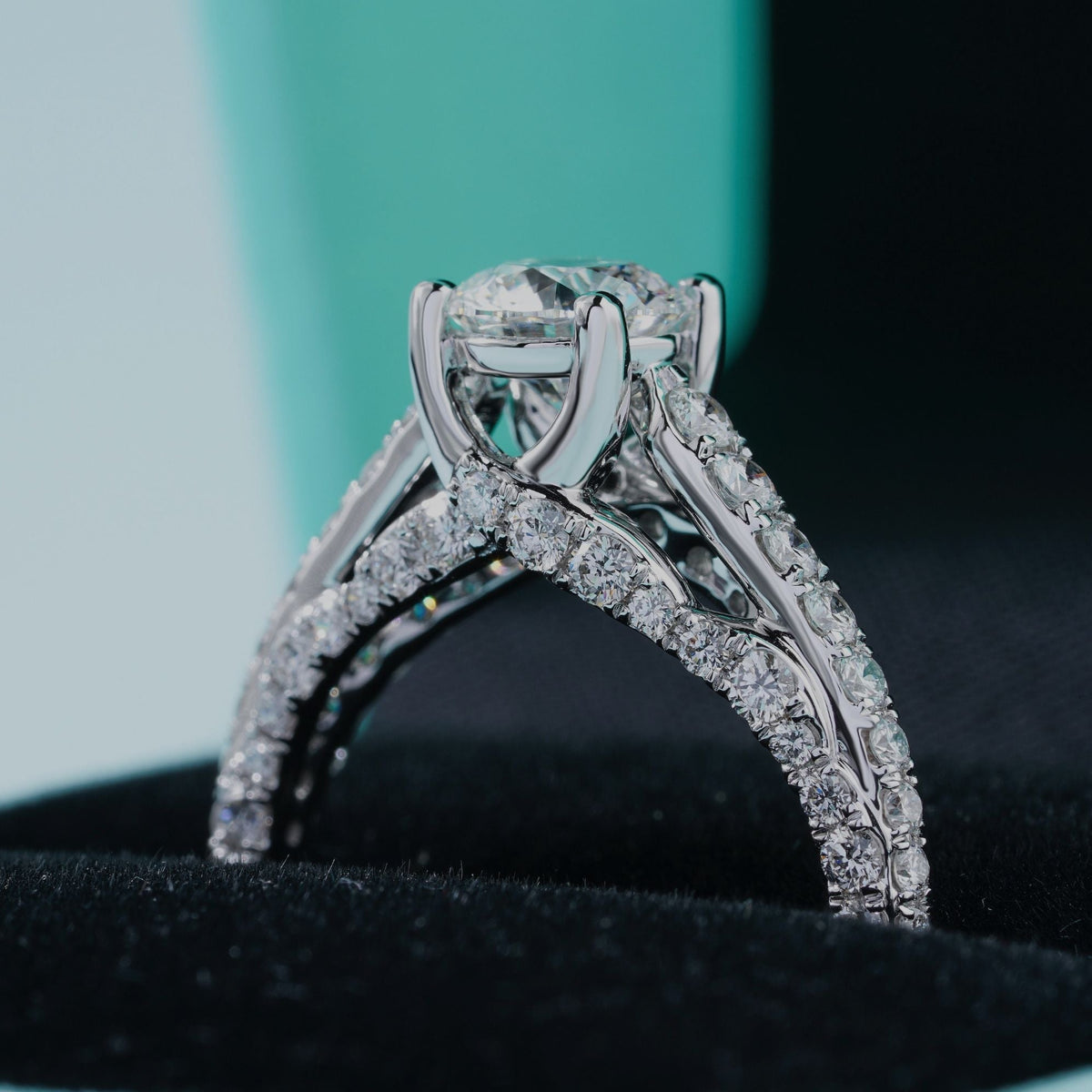 The Mesmerizing World of Micro Pave Diamond Settings – Diamond Studio